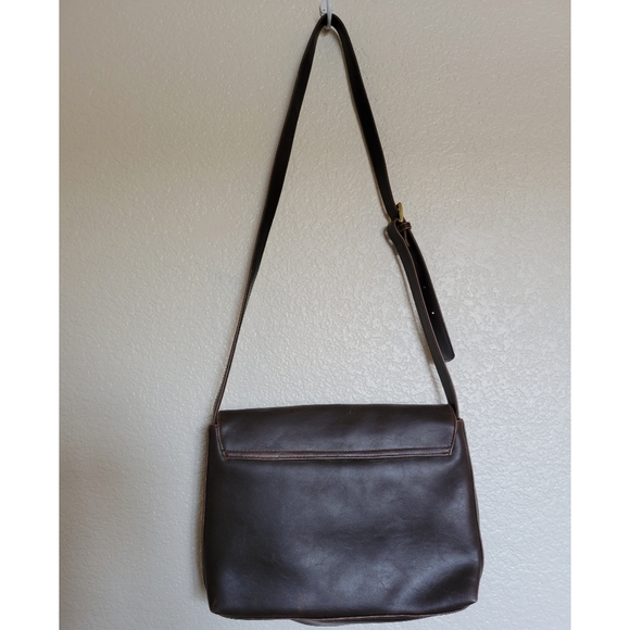 villager | Bags | Vnt Villager Liz Claireborne Crossbody Brown Bag With ...